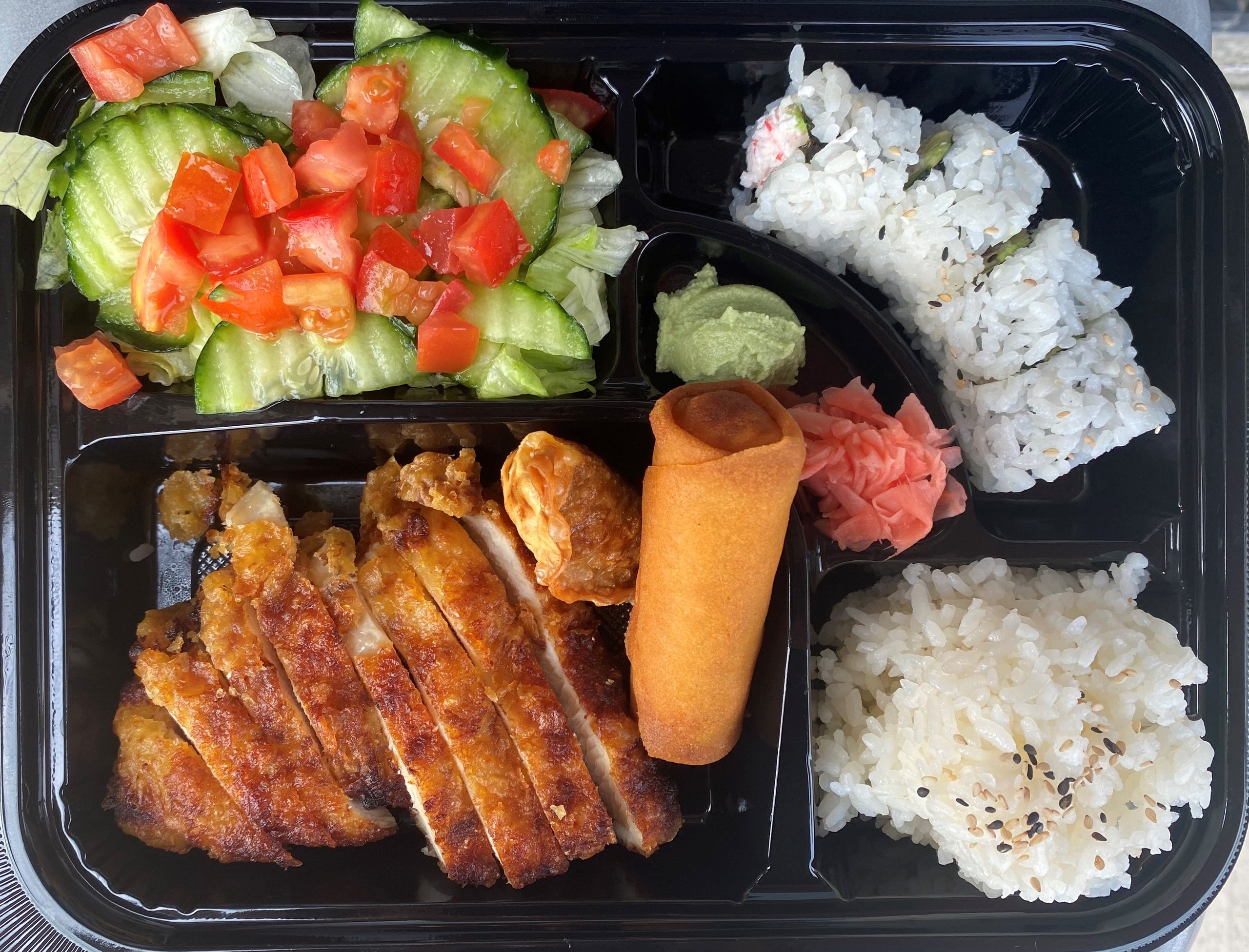 KATSU CHICKEN LUNCH BENTO | Sushipoki
